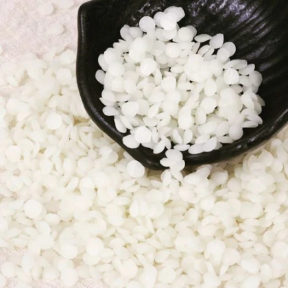 White Bleached Beeswax Pellets : Sinopec : 1 kg | Слънчоглед